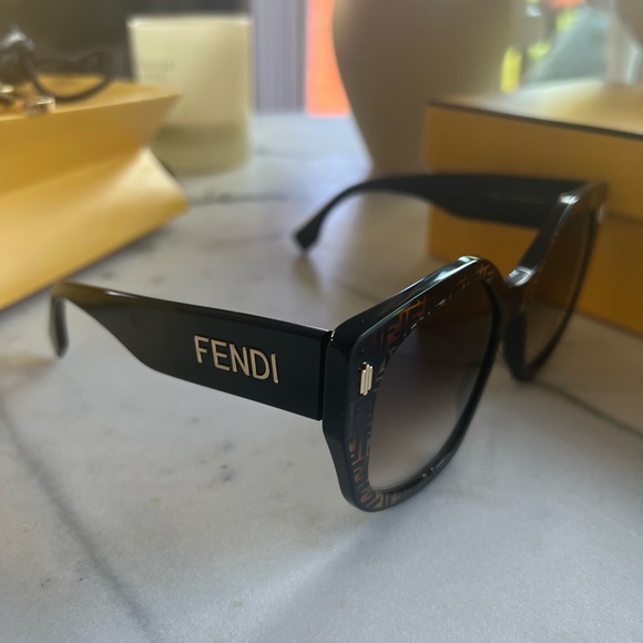 Fendi | Accessories | Fendi Geometric Square Acetate Sunglasses | Poshmark